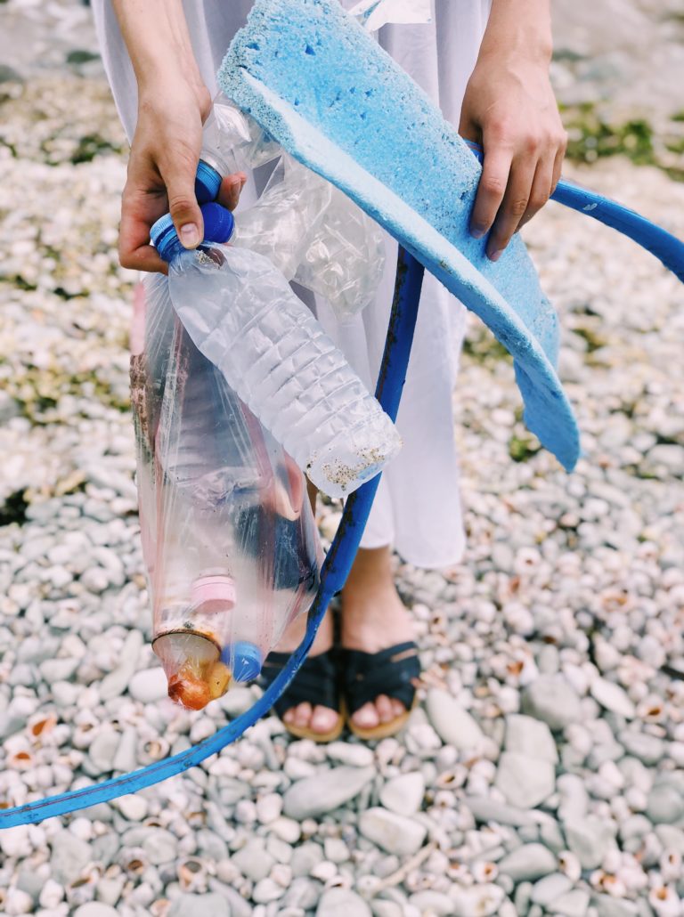 The 6 Rs of Plastic Pollution | Earth Day