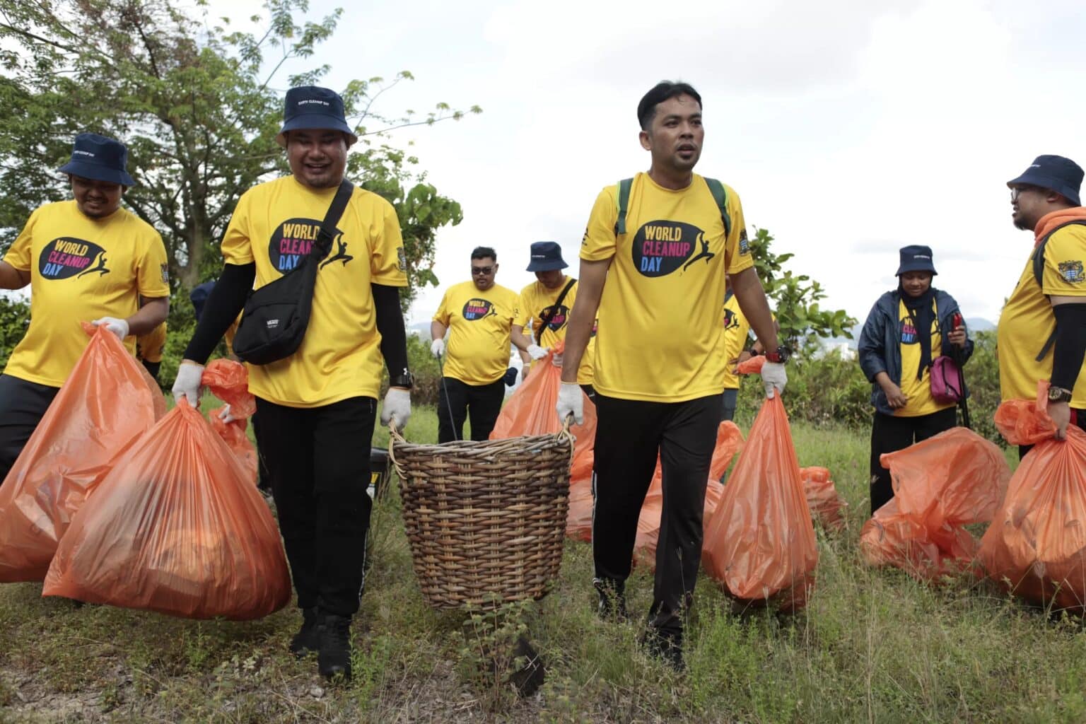 World Cleanup Day: A Day Dedicated to a Waste-Free World - Earth Day